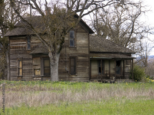 old run-down farm house - Buy this stock photo and explore similar ...
