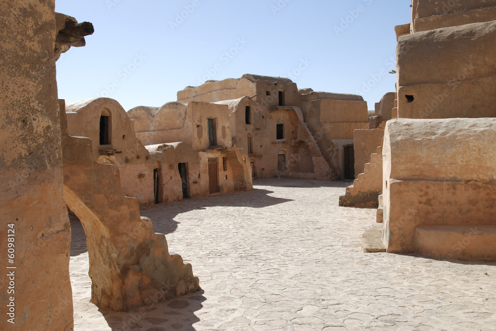 Stock-Foto „Ghorfa en Tunisie“ | Adobe Stock