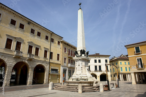lonigo piazza garibaldi provincia di vicenza veneto Stock Photo | Adobe ...
