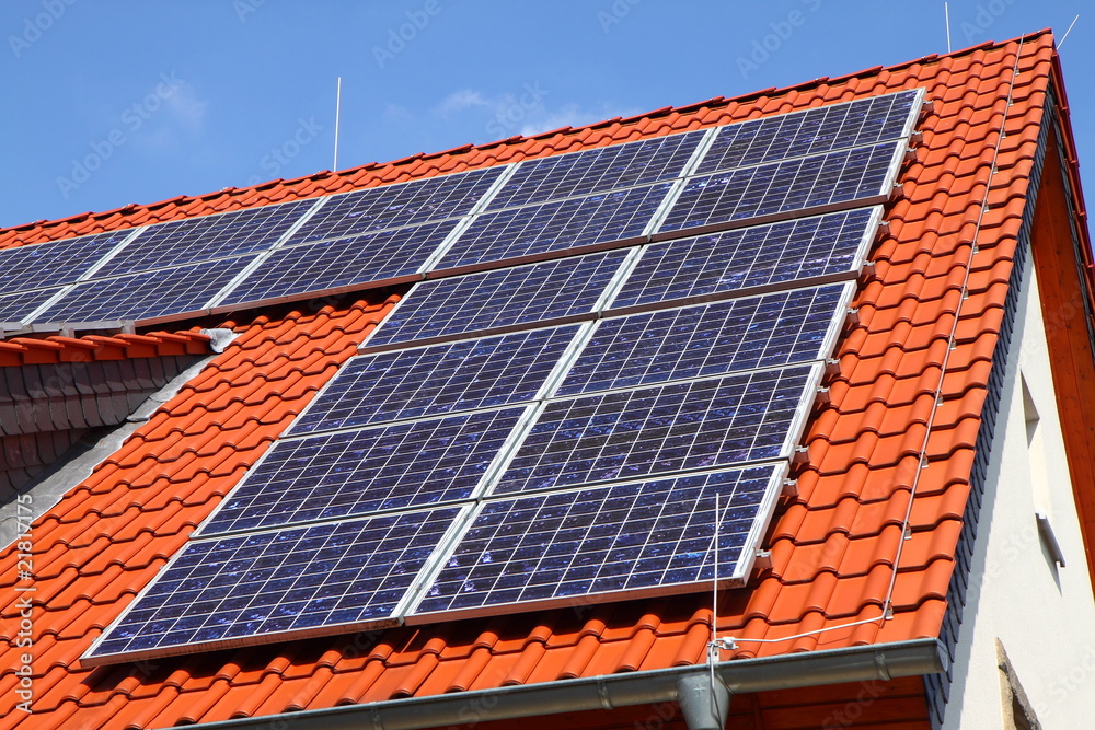 Stock-Foto „Solardach“ | Adobe Stock