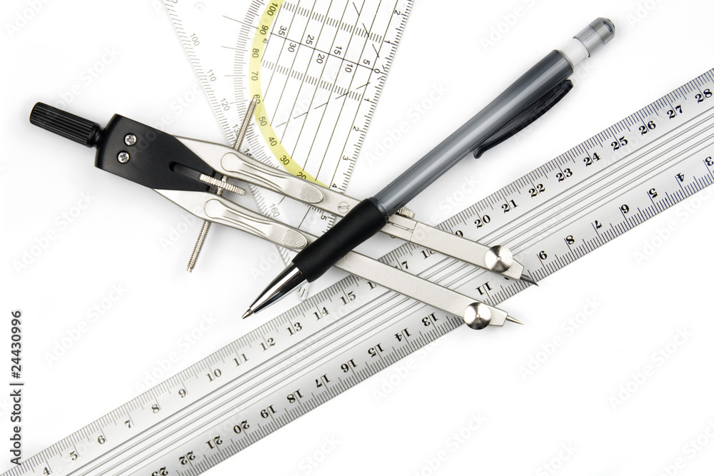 Stock-Foto „Zirkel, Lineal und Geodreieck“ | Adobe Stock