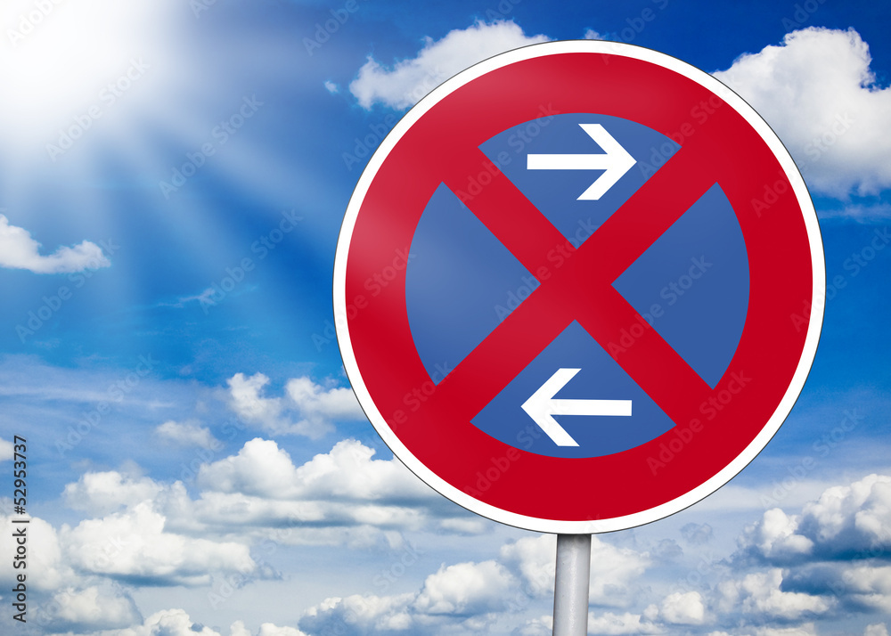 Schild mit absolutem Halteverbot Stock Photo | Adobe Stock