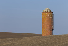 Old Grain Silo Free Stock Photo - Public Domain Pictures