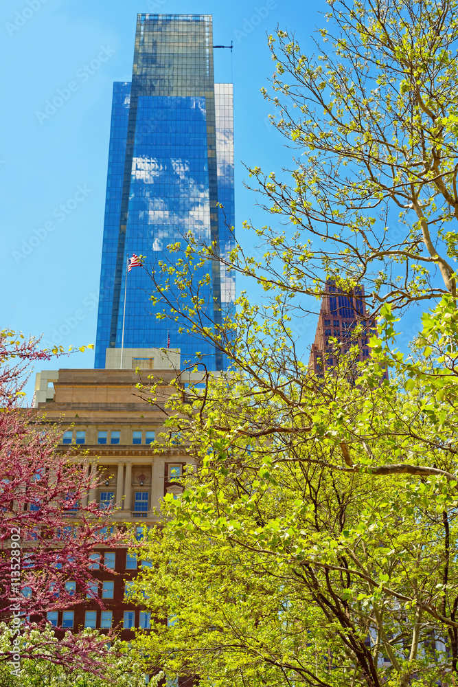 Comcast Center Skyscraper viewed from Love Park in Philadelphia Stock ...