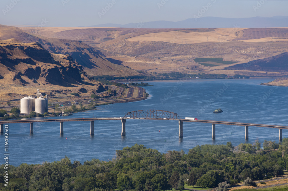 The Sam Hill Memorial Bridge. This is a steel truss bridge that carries ...