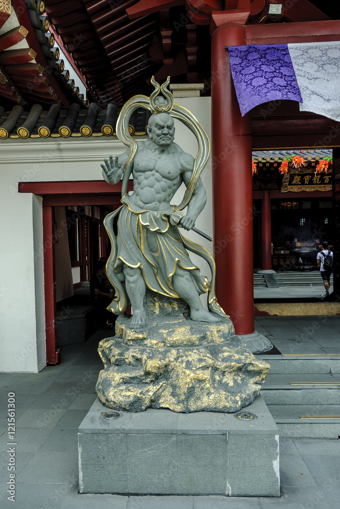 god's sculpture guard in the entry of the temple The Buddha Tooth Relic ...