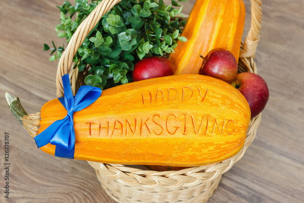 Photo Stock Celebratory still-life in a basket of fruits and vegetables ...
