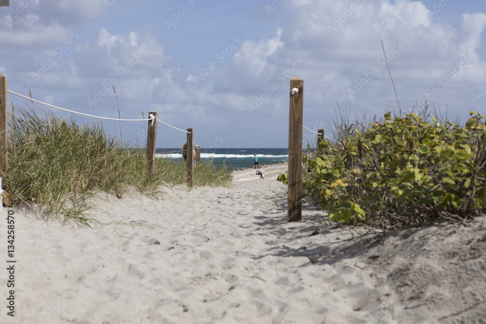 Path to beach at South Inlet Park Boca Raton Florida Stock Photo ...