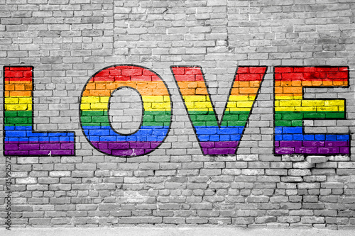 Ziegelsteinmauer Mit Gay Love Regenbogenfahne Graffiti Buy This Stock