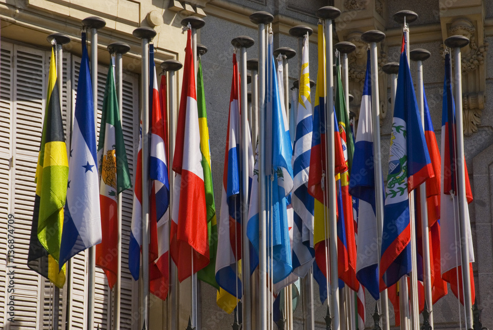 Banderas internacionales Stock Photo | Adobe Stock