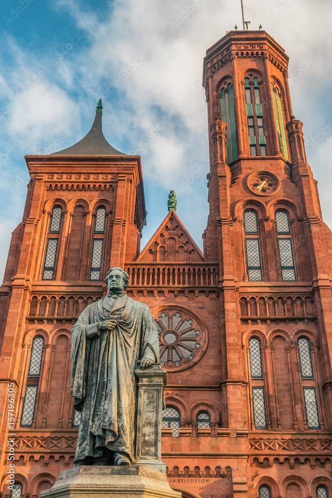 WASHINGTON DC, USA: The Smithsonian Castle houses the administrative ...
