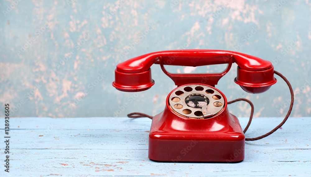 Stock-Foto „rotes Telefon“ | Adobe Stock