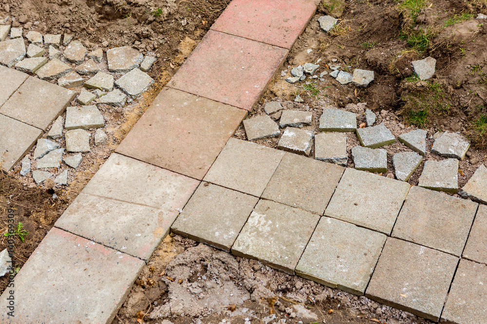 Steine verlegen Pflastersteine Betonpflaster Stock Photo | Adobe Stock
