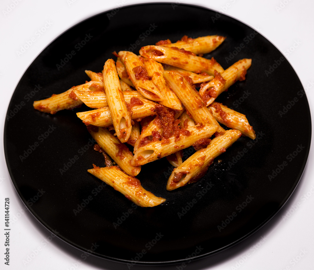 Italian food - Penne al'arrabbiata (Angry Pens), a classic italian ...