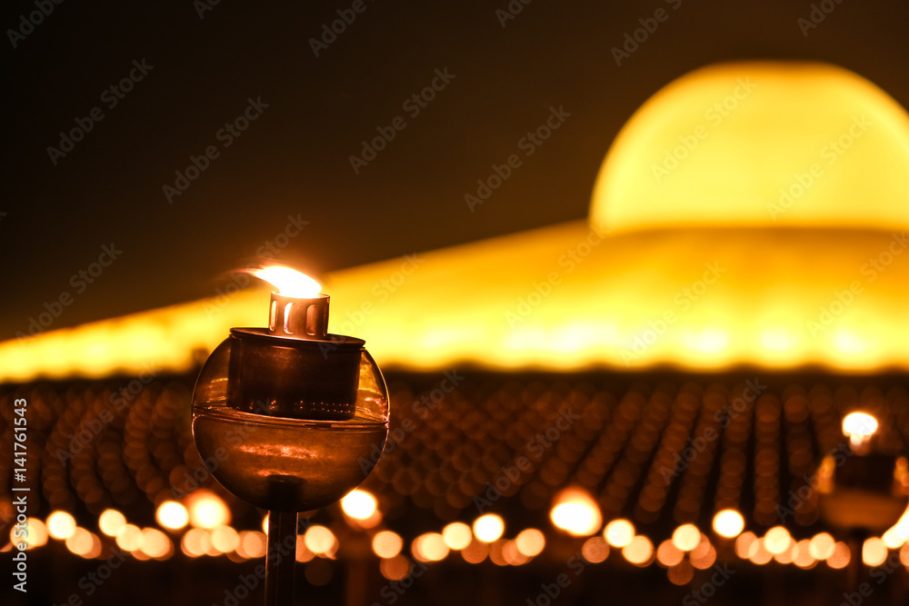 Candle light to pay respect to lord buddha on Makabucha day at ...