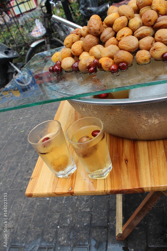 Foto de Stock Xinjiang Drink Sweet Fruit Drinks Dates Figs Date Fig Red ...