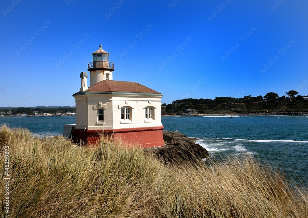 Coquille River Lighthouse, Bullards Beach State park, Bandon, Oregon ...