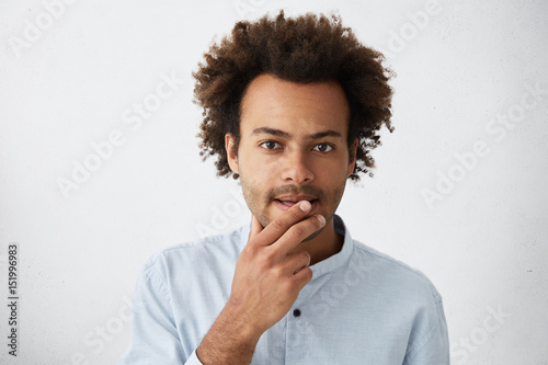 Body Language Touching Lips Fingers | Lipstutorial.org Body Language Touching Lips Fingers | Lipstutorial.org