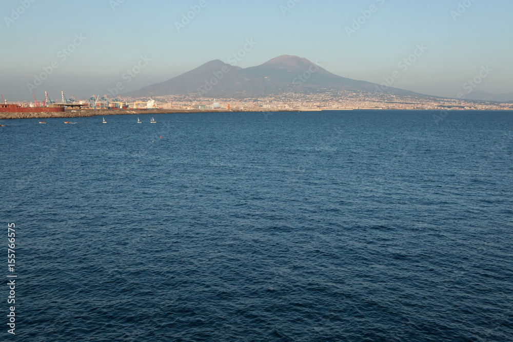 Foto de Stock Mount Vesuvius and the Gulf of Naples pictured from ...
