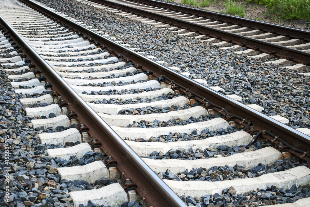 Stock-Foto „Bahnschienen, Zugverkehr“ | Adobe Stock