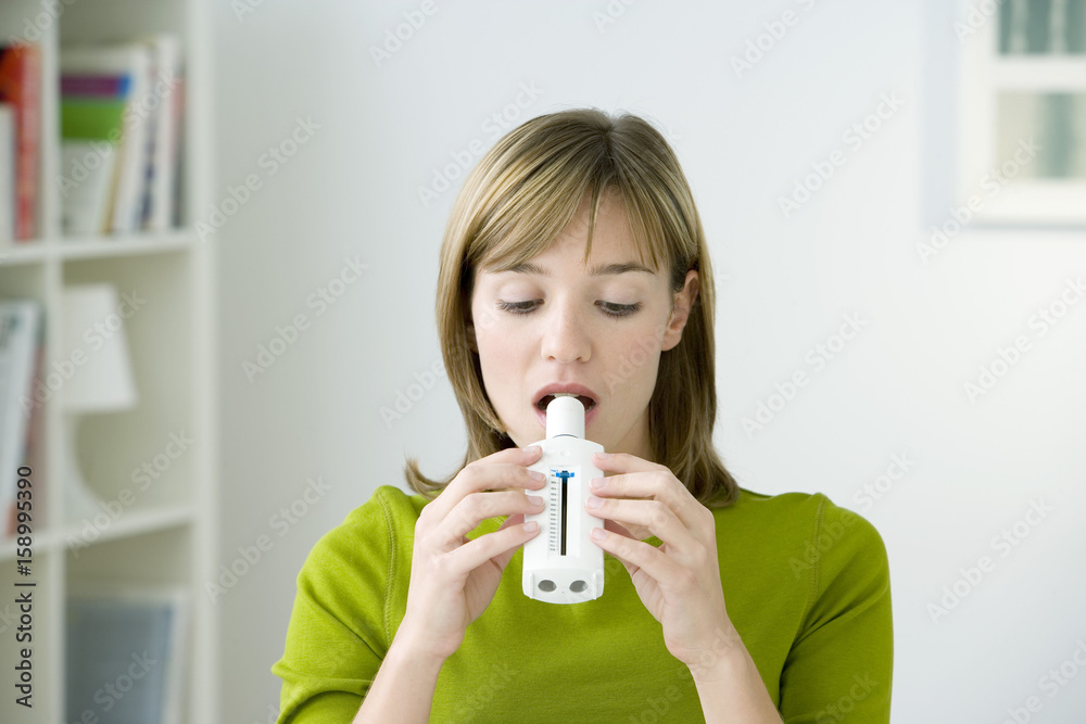 Foto Model Spirometry consist in measuring the volume and the flow of ...