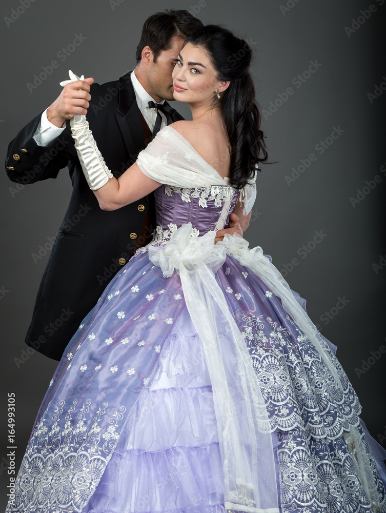 Foto Victorian Couple do Stock | Adobe Stock