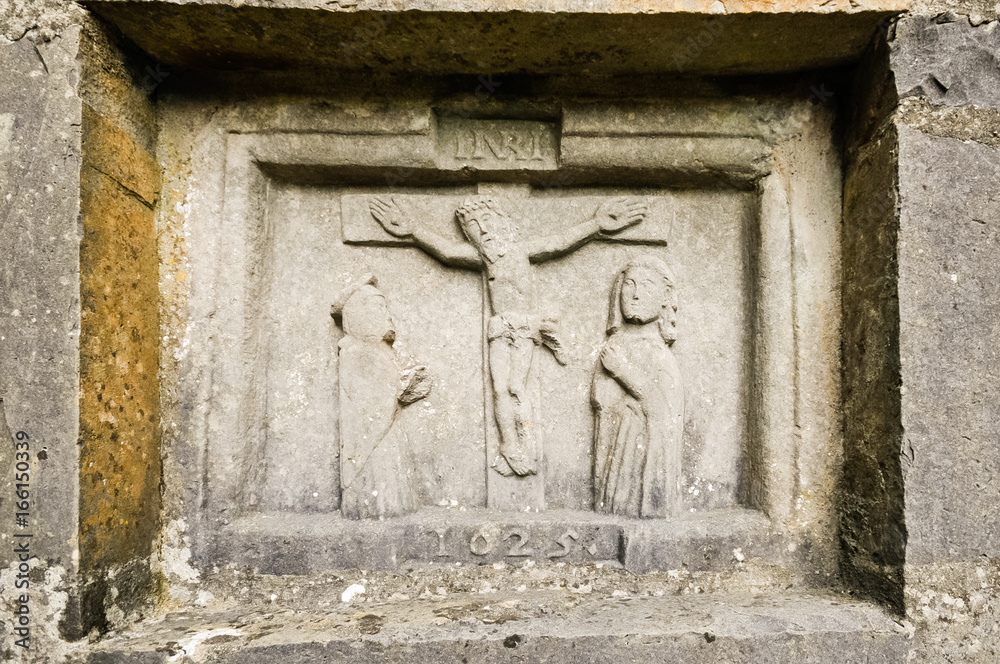 Ancient carving of Jesus, thought to date back to the 5th Century ...