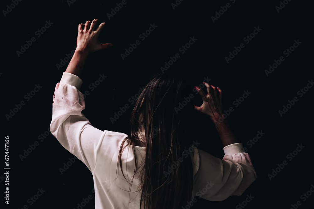 Foto Zombie women death characters the ghost standing in old ruin house ...