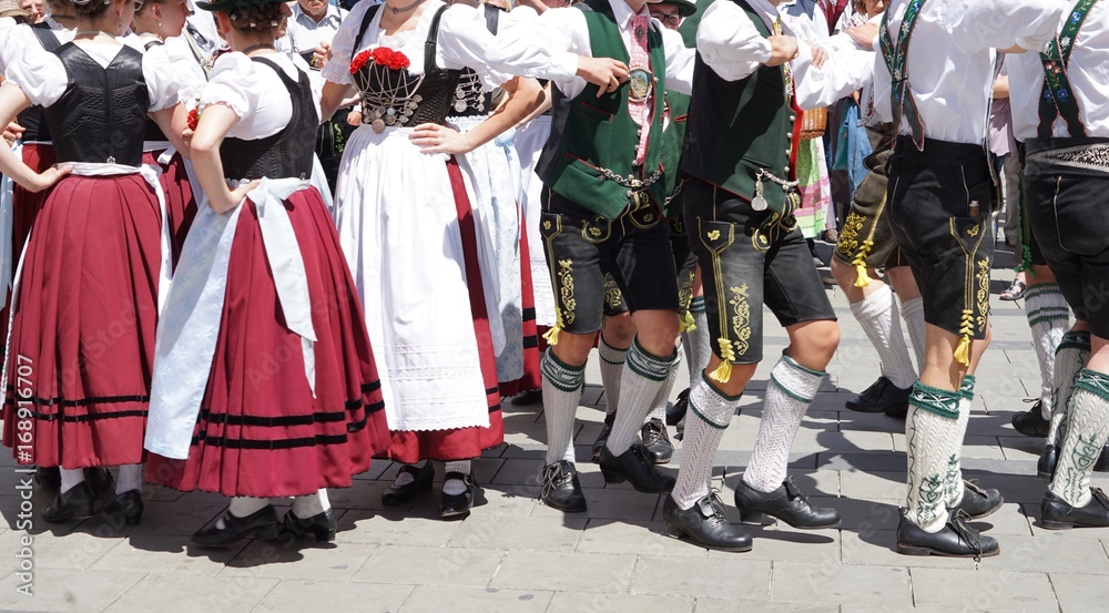 Stramme Wadeln und fesche Dirndl Stock Photo | Adobe Stock