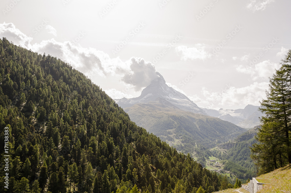 Zermatt, Dorf, Wallis, Alpen, Schweizer Berge, Matterhorn, Findeln ...