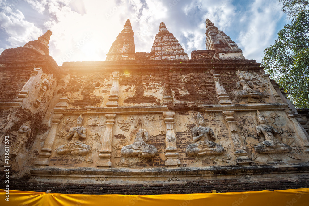 Wat Chet Yot, seven pagoda temple A tourist attraction in Chiang Mai ...