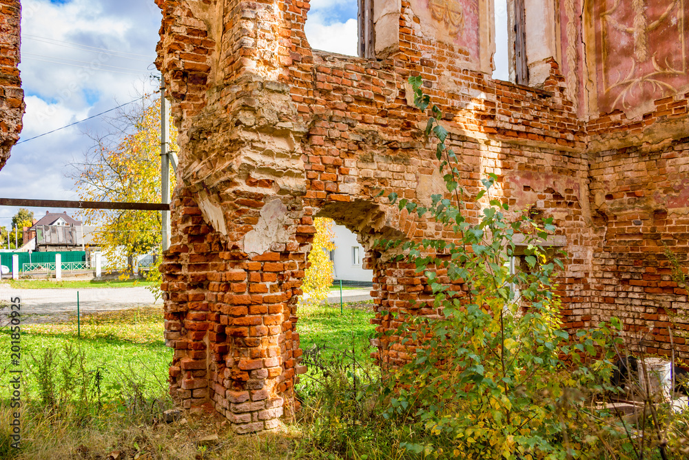 The walls of an old abandoned manor house of the 18th century, a view ...
