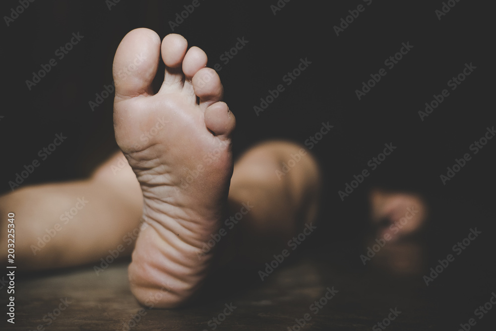 Stock-Foto „Body woman girl dead was thief violence sexual raped and ...
