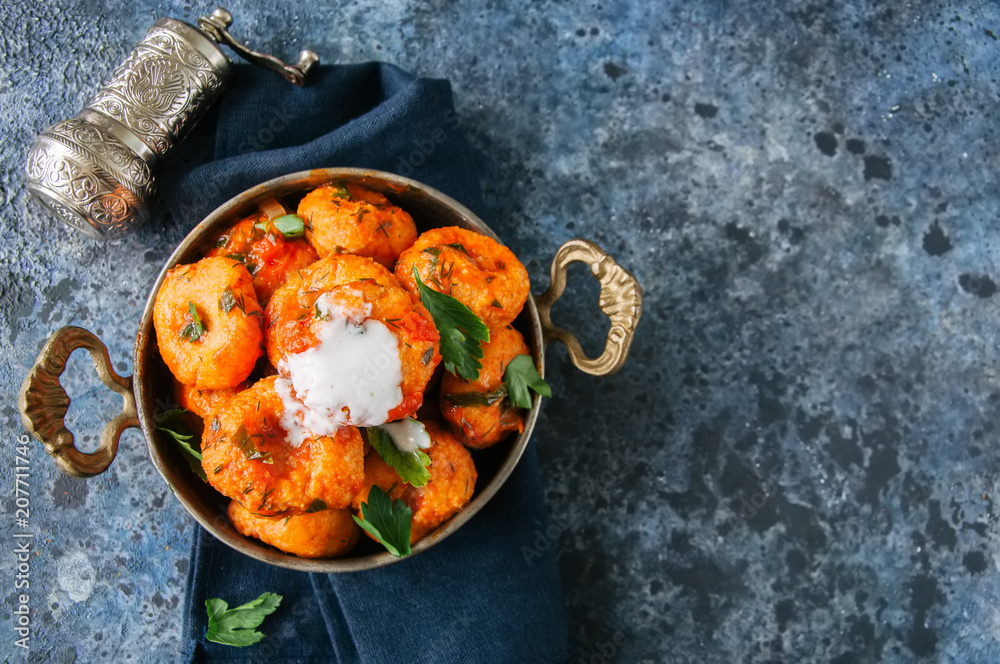 Traditional Turkish food - fellah koftes, polpettes from bulgur and ...