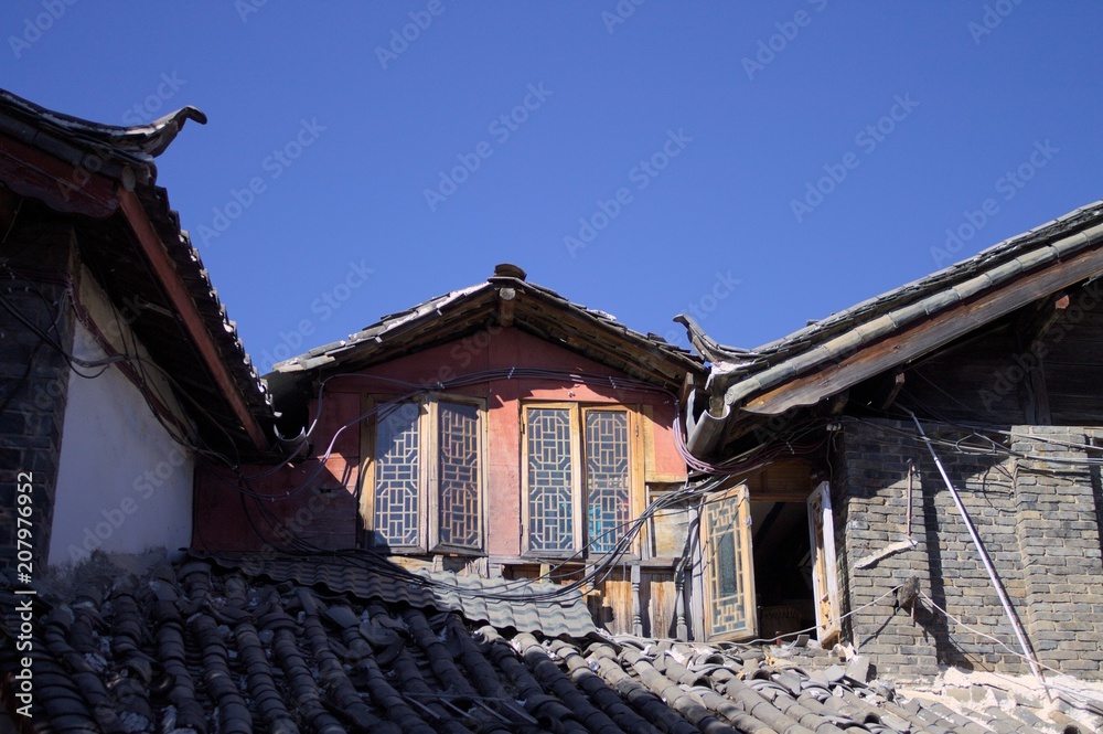 old town of lijiang,architecture,roof,window,travel,shape,closed,open ...
