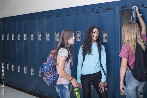 Middle School Girls Candid