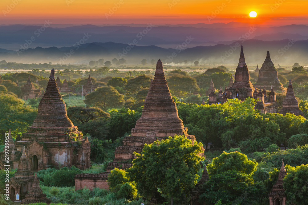 Ancient temple in Bagan after sunset, Myanmar temples in the Bagan ...