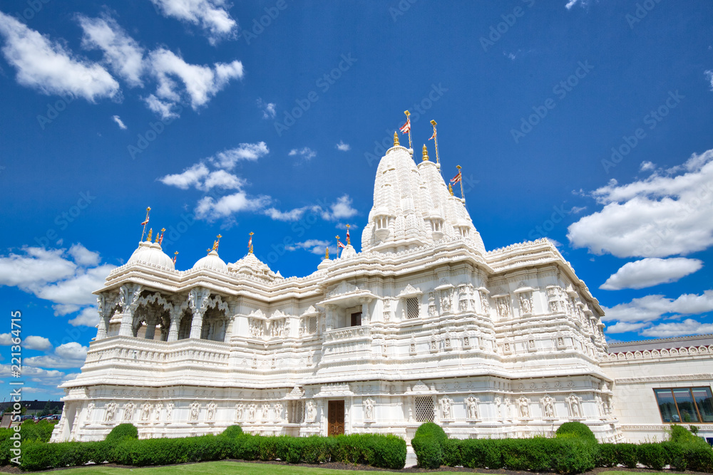 Foto de Stock BAPS Shri Swaminarayan Mandir Hindu Temple in Toronto ...