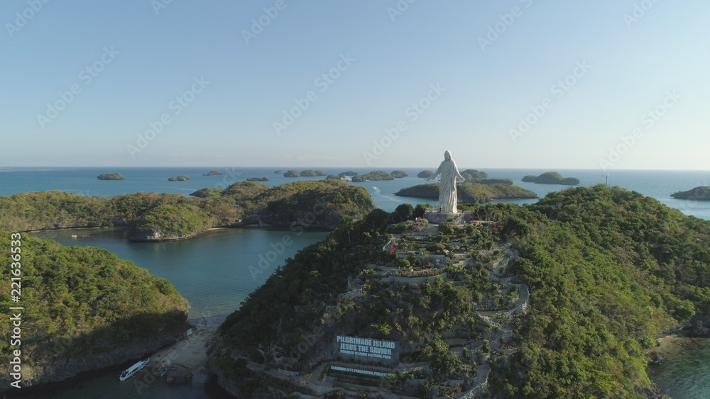 Стокове фото Small islands in Hundred Islands National Park with statue ...