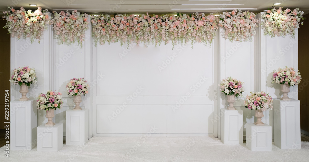 Foto Stok wedding backdrop with flower | Adobe Stock