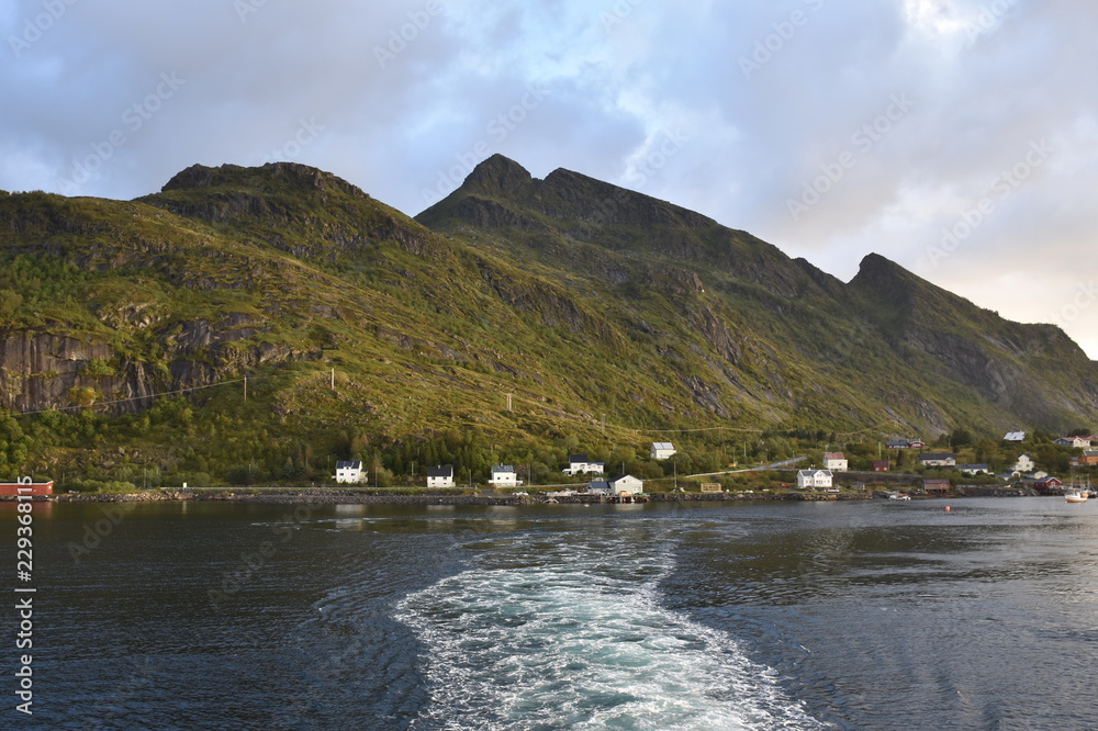 Stock-Foto „Norwegen, Lofoten, Moskenes, Hafen, Morgenrot, Nordland ...