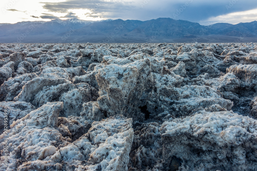 Foto de Stock Clumps of Salt and Mud Projecting from the Ground, Devil ...