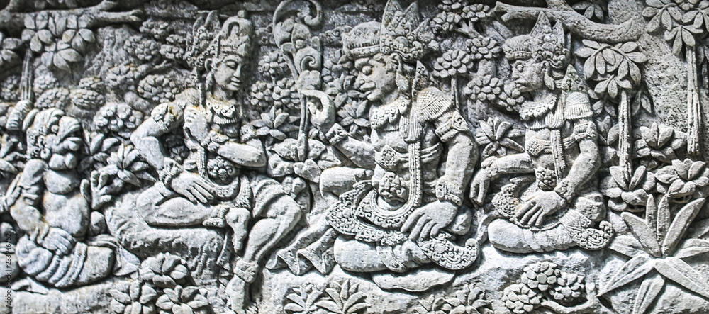 Balinese traditional symbol of hindu religion, Statue at the entrance ...