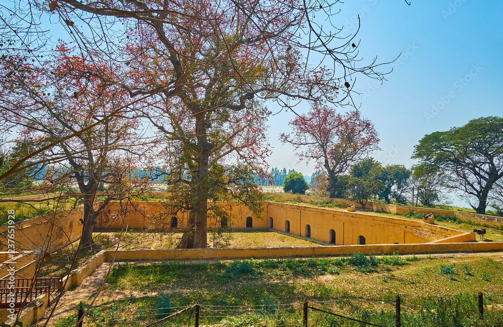 The ruins of medieval Tha Byae Tan fortress (Thabyedan, Thapyaytan ...