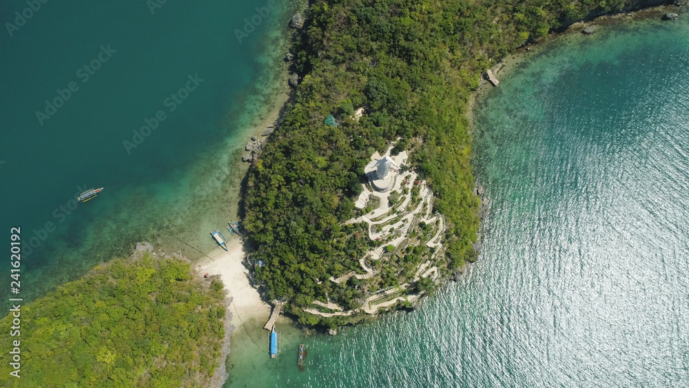 Statue of Jesus Christ on Pilgrimage island in Hundred Islands National ...