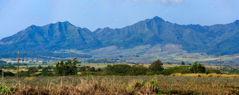 Foto de Stock Waianae Mountain Range, Oahu, Hawaii. Mountains along ...