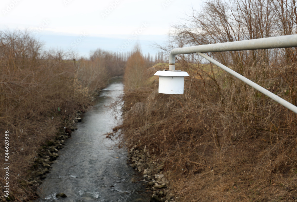 hydrometric probe to detect the height of the river and prevent floods ...