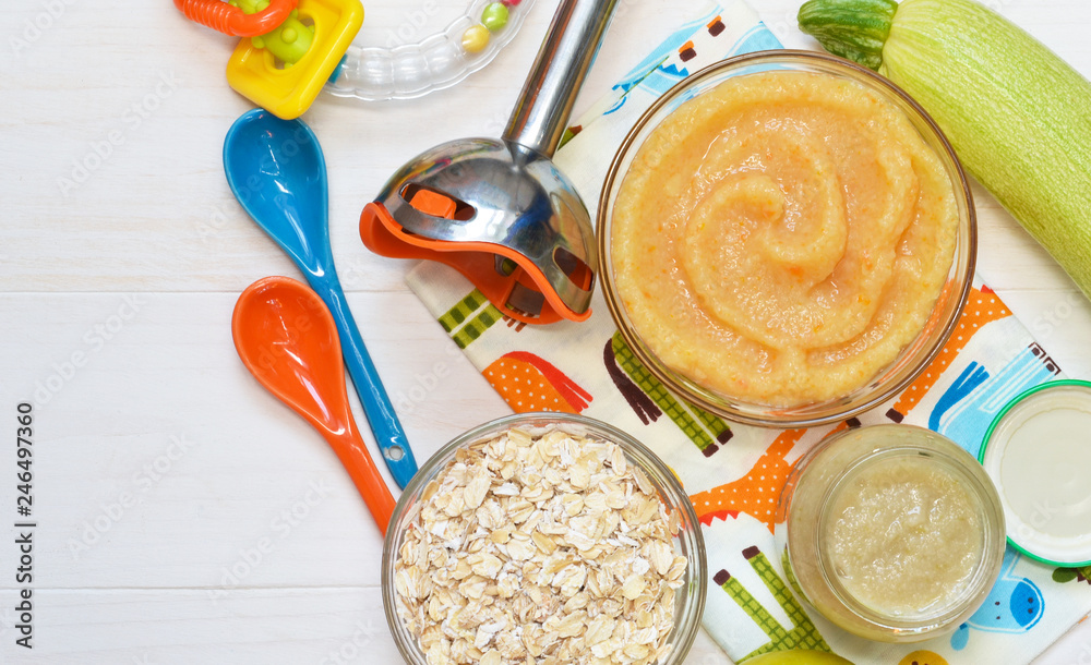 Baby food from 6 months. Vegetable puree from courgettes, stamps and ...
