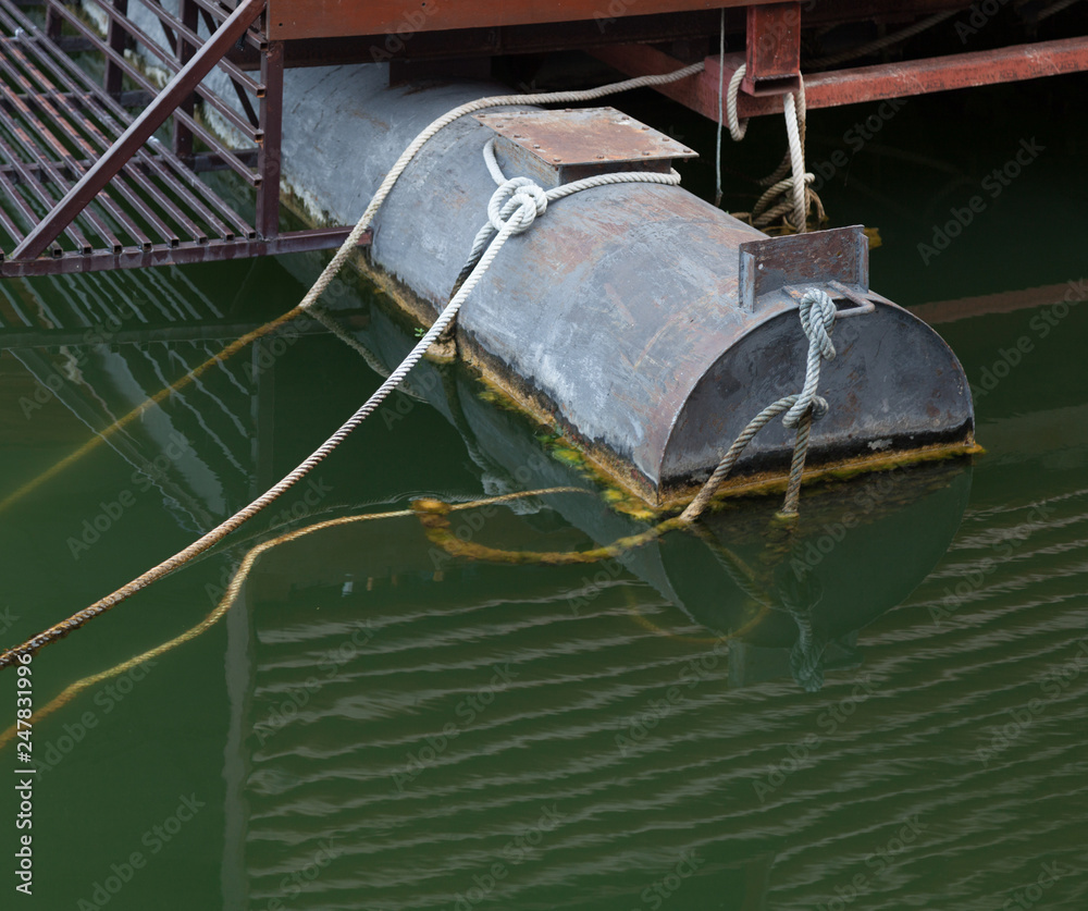 manmade fabricated floating cast iron pontoon platform welding ...