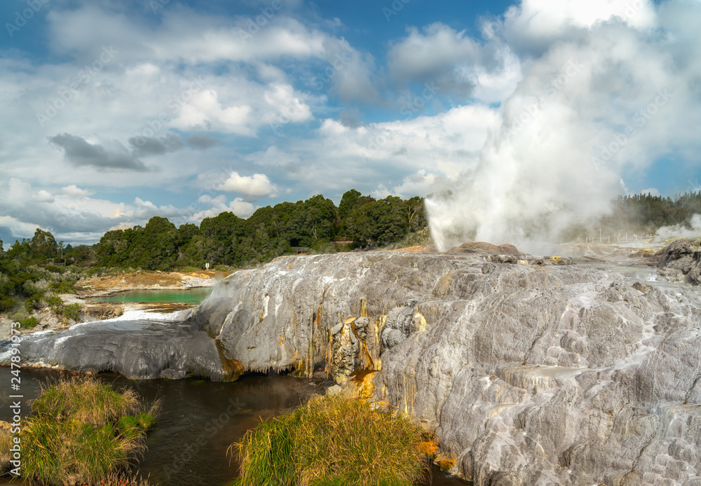 Rotorua geysers, a geothermal wonderland with bubbling mud pools ...